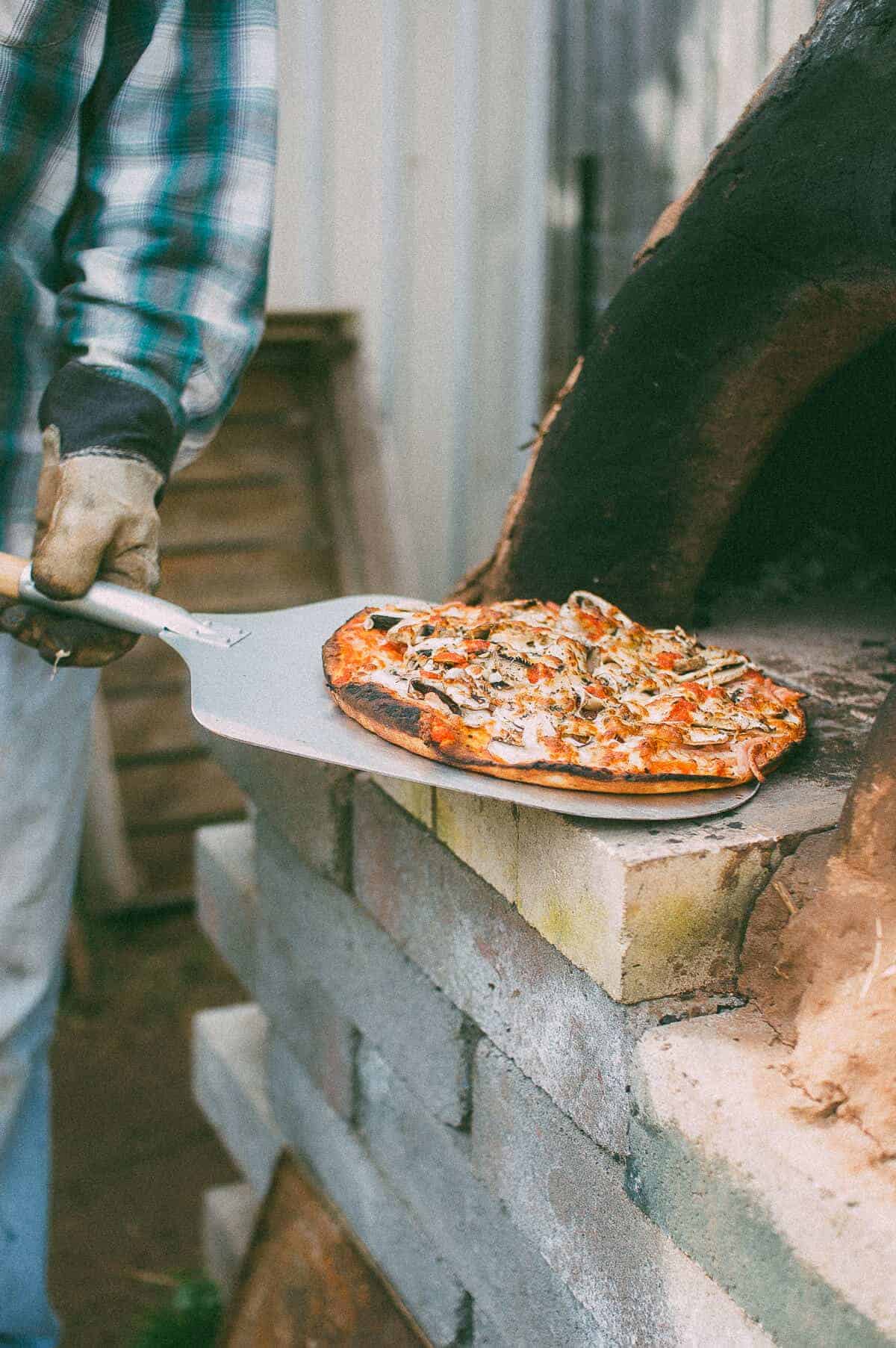 Cooking With an Earth Oven - Souvlaki For The Soul
