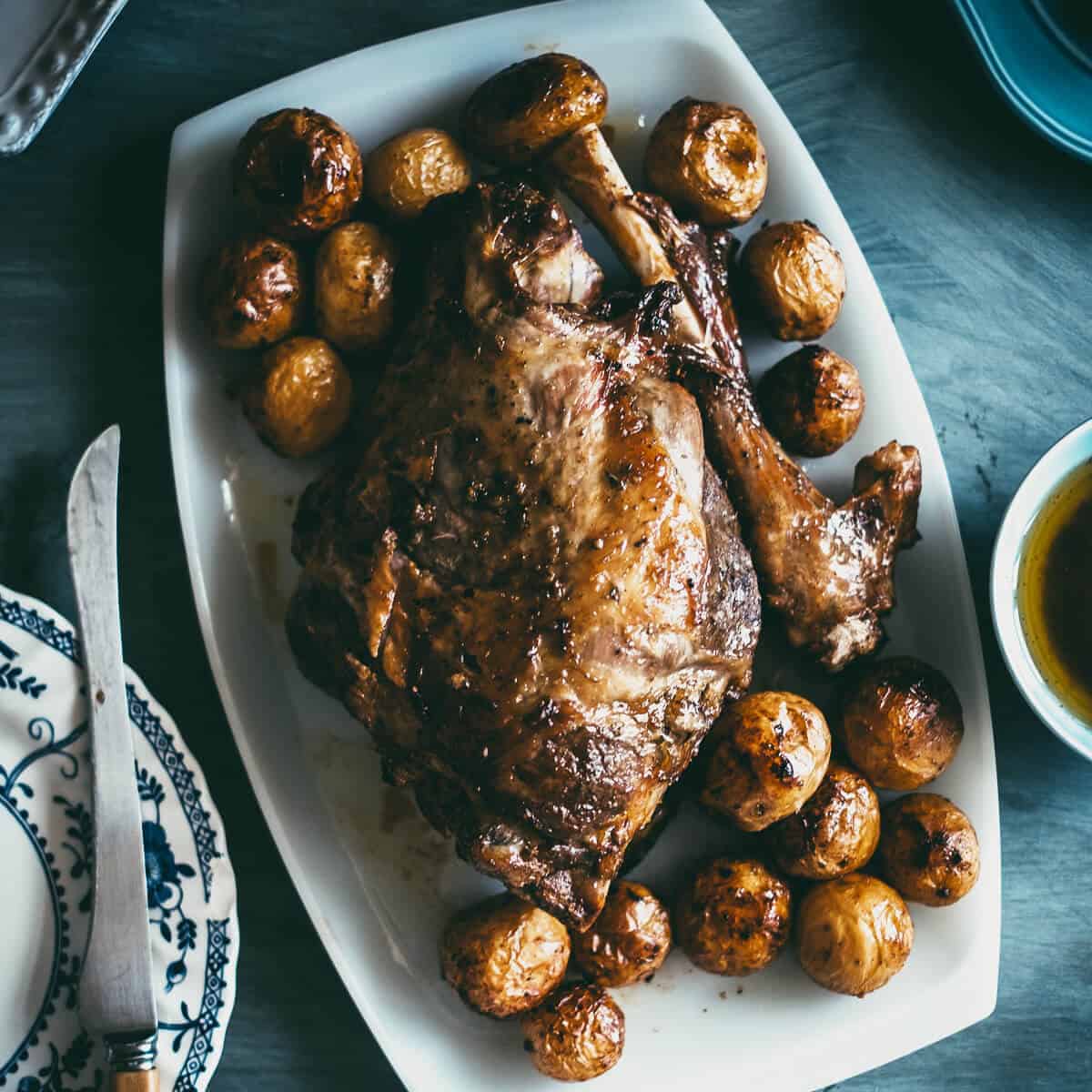 Patates Sto Fourno - Roasted Greek Potatoes (Greek Specialty)