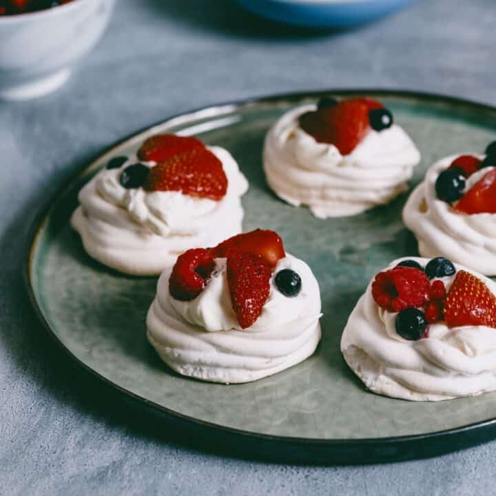 Mini Pavlova Nests - Souvlaki For The Soul