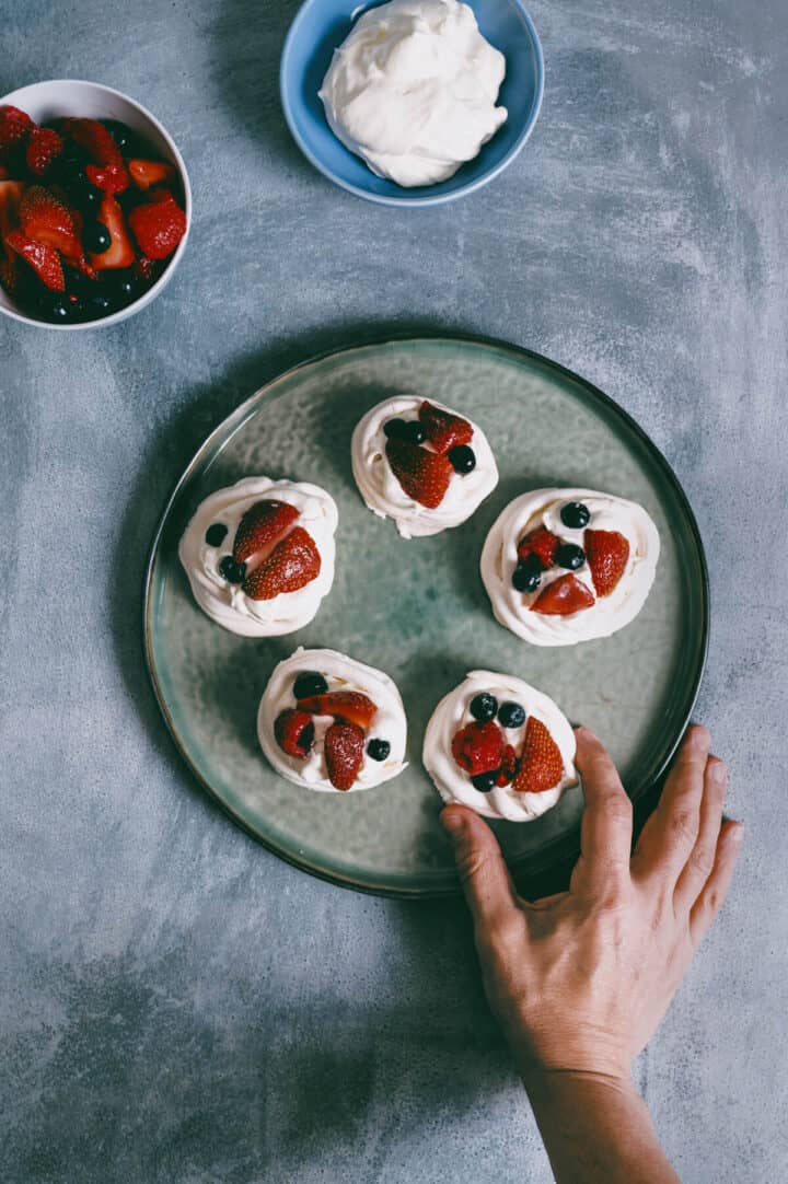Mini Pavlova Nests - Souvlaki For The Soul